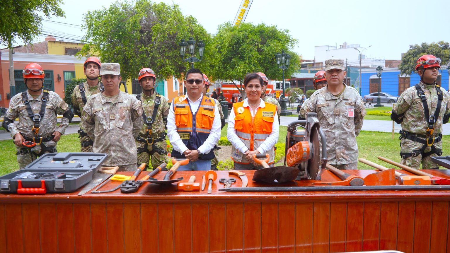 MUNICIPALIDAD DE PUEBLO LIBRE REALIZÓ FERIA DE PREVENCION DEL RIESGO DE DESASTRES ...